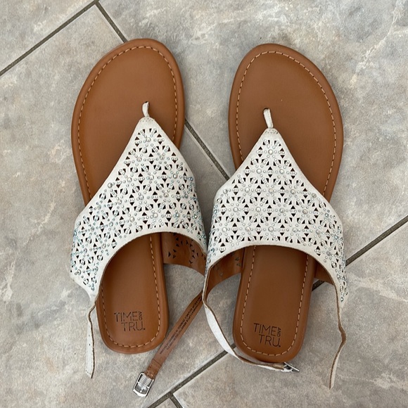 Time and Tru | Shoes | Time Tru Sandals | Poshmark